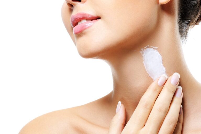 7 Rekomendasi Skincare Untuk Leher Hitam Terbaik | rank.co.id