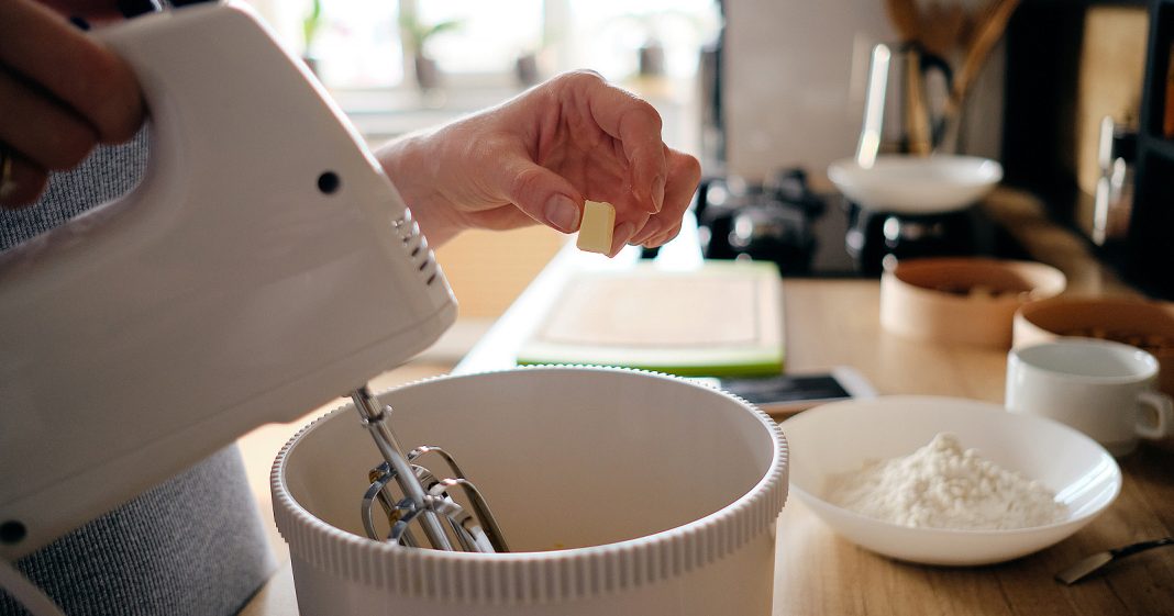 5 Rekomendasi Stand Mixer Terbaik | rank.co.id